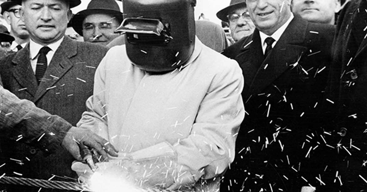 Cleveland's Innerbelt Opened to Great Fanfare in 1961