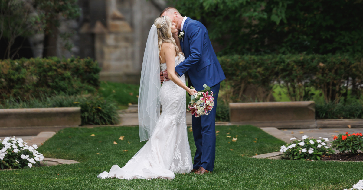 Stephanie Haney and Mike Polk's Wedding Honored Their Cleveland Roots