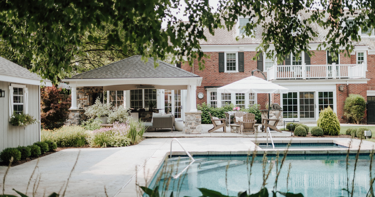 This Shaker Heights Backyard Is the Only Summer Getaway You’ll Ever Need