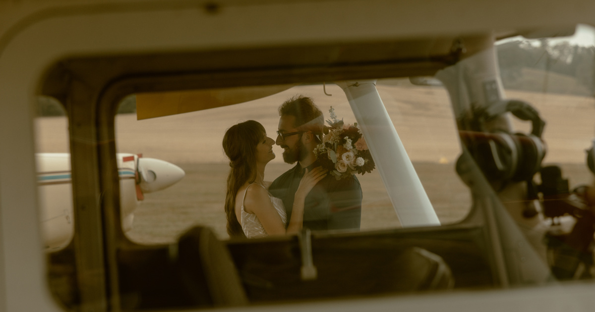 Love Was in the Air at This Local Couple's Pilot-Inspired Wedding