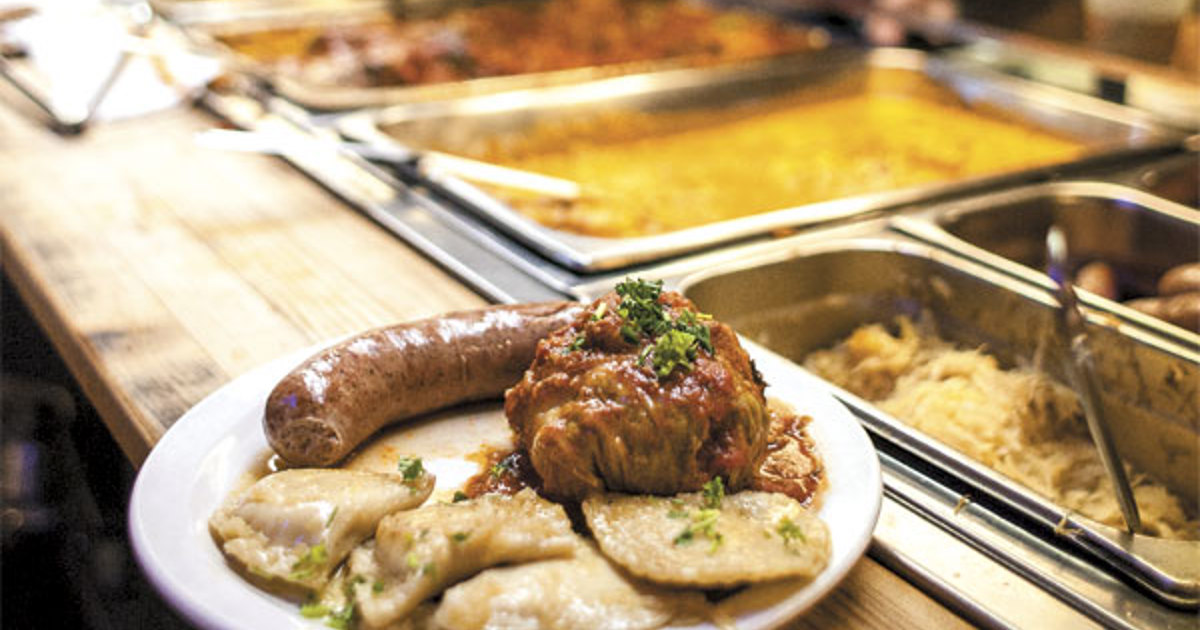 25 Best Restaurants: Sokolowski's University Inn (1)