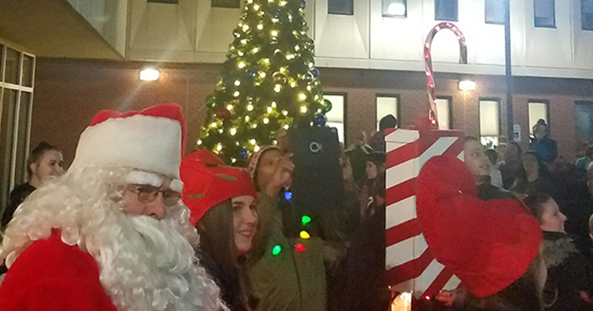 Light Up Your Life With These Three Tree Lighting Ceremonies