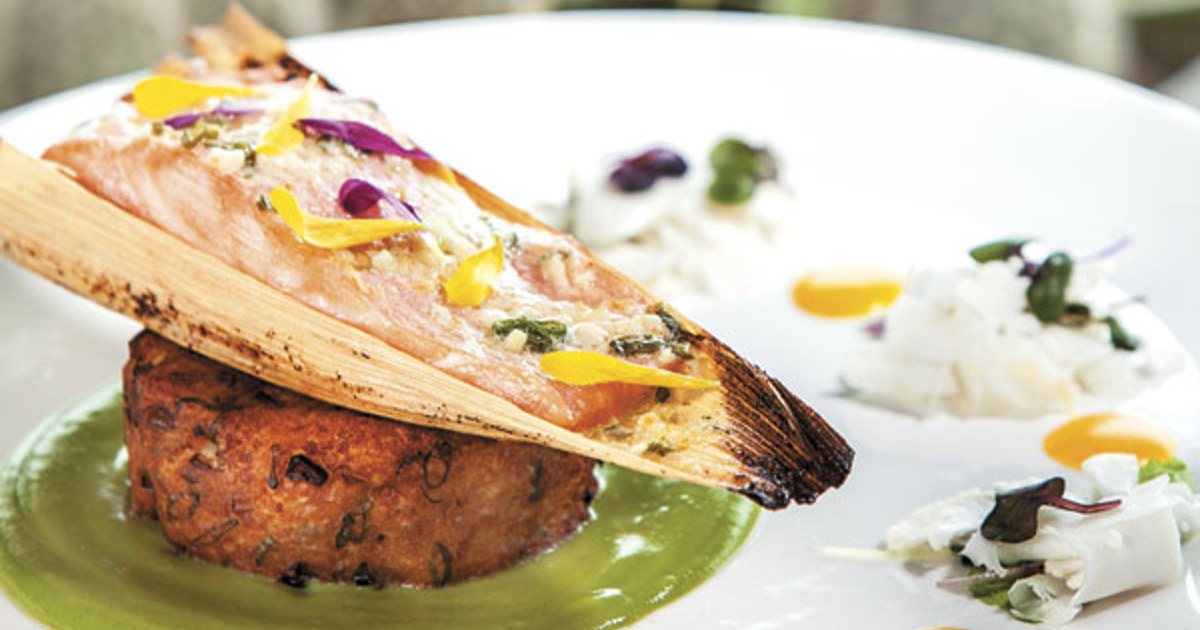 Hot Plate: Nuevo Modern Mexican & Tequila Bar's Salmon En Hoja