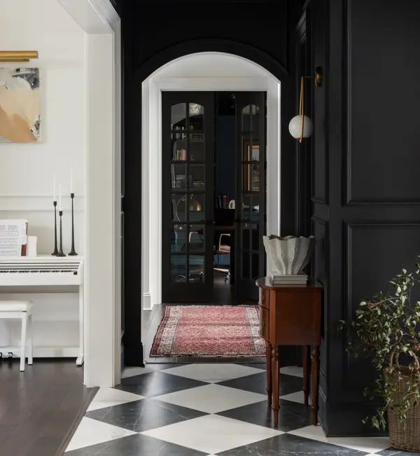 A Chateau-Style Solon Home Gives French-Modern Chic